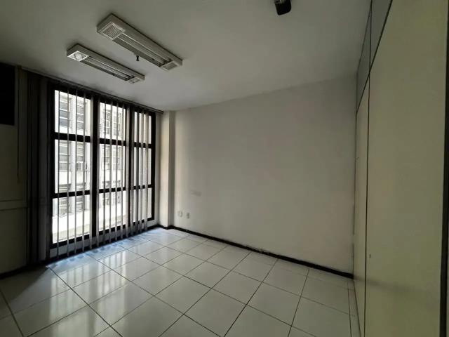 Conj. Comercial / Sala para Venda em Niterói/RJ Centro