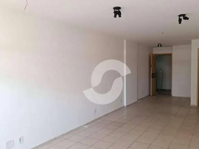 Conj. Comercial / Sala para Venda em Niterói/RJ Centro