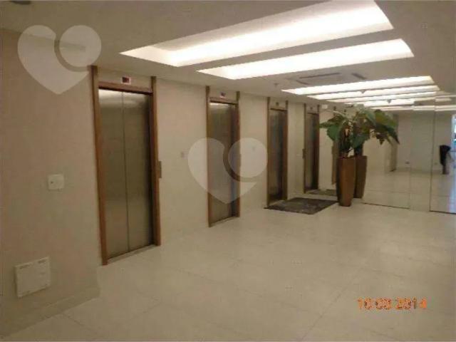 Conj. Comercial / Sala para Venda em Niterói/RJ Centro