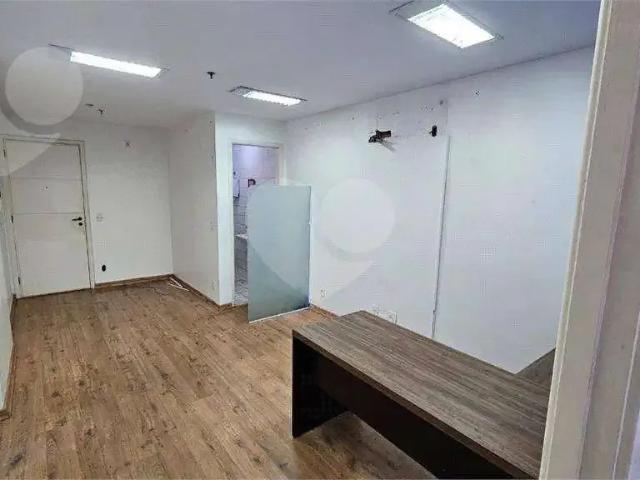 Conj. Comercial / Sala para Venda em Niterói/RJ Centro