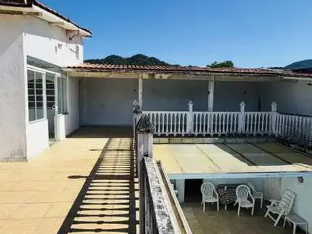 Conj. Comercial / Sala para Venda em Niterói/RJ Itaipu 7 Quartos