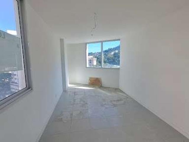 Conj. Comercial / Sala para Venda em Niterói/RJ Santa Rosa