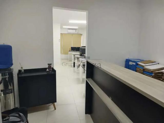Conj. Comercial / Sala para Venda em São José dos Campos/SP Centro
