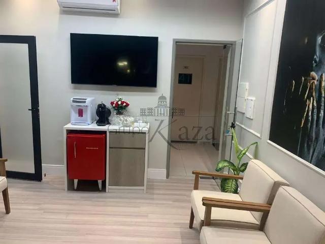 Conj. Comercial / Sala para Venda em São José dos Campos/SP Jardim Aquárius