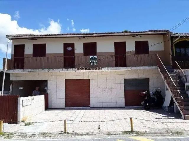 Conj. Comercial / Sala para Venda em São José/SC Serraria 7 Quartos