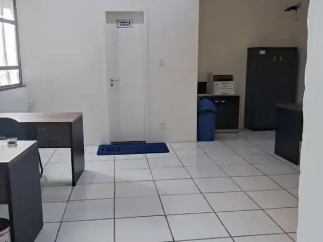 Conj. Comercial / Sala para Venda em São Luís/MA Calhau
