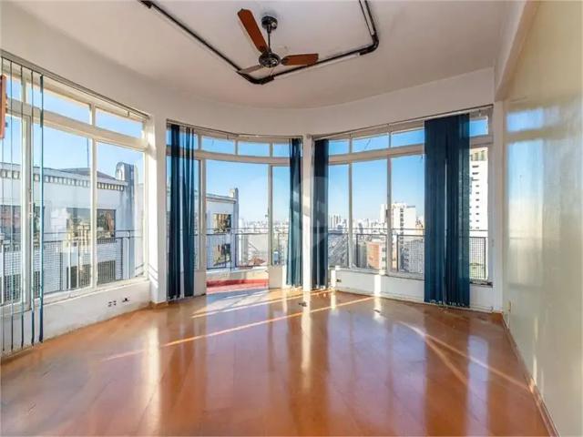 Conj. Comercial / Sala para Venda em São Paulo/SP Centro