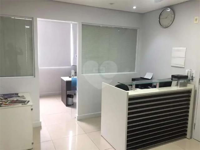 Conj. Comercial / Sala para Venda em São Paulo/SP Ipiranga