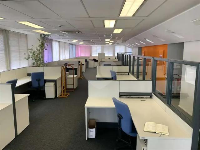 Conj. Comercial / Sala para Venda em São Paulo/SP Itaim Bibi
