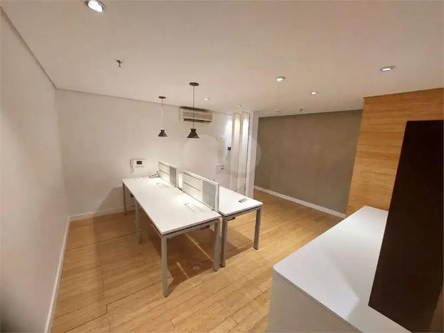 Conj. Comercial / Sala para Venda em São Paulo/SP Jardim Paulista 1 Quartos