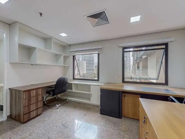 Conj. Comercial / Sala para Venda em São Paulo/SP Moema