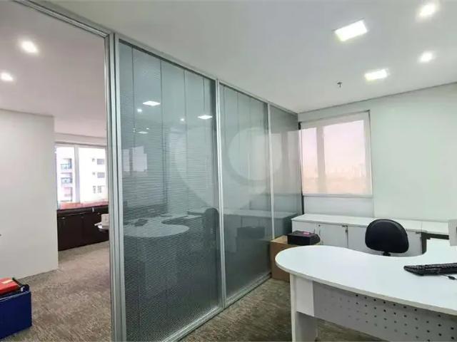 Conj. Comercial / Sala para Venda em São Paulo/SP Moema