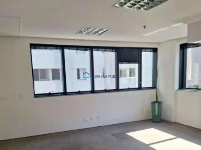 Conj. Comercial / Sala para Venda em São Paulo/SP Moema