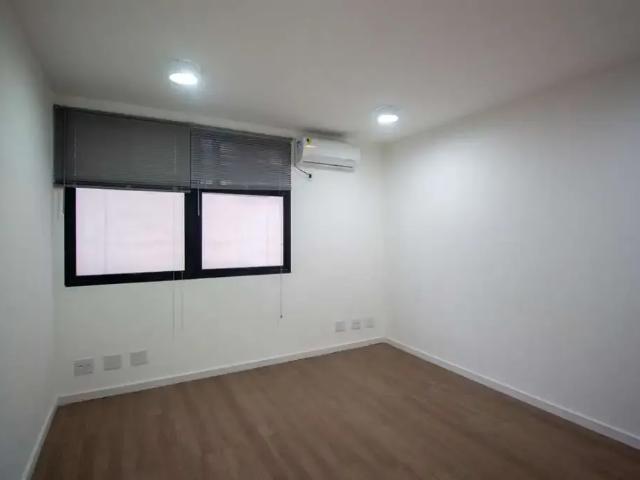 Conj. Comercial / Sala para Venda em São Paulo/SP Moema