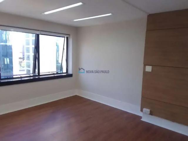 Conj. Comercial / Sala para Venda em São Paulo/SP Moema
