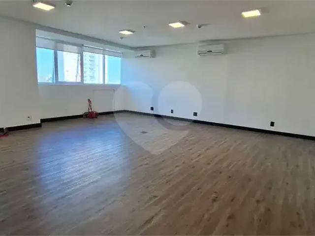 Conj. Comercial / Sala para Venda em São Paulo/SP Morumbi