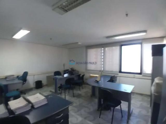 Conj. Comercial / Sala para Venda em São Paulo/SP Saúde