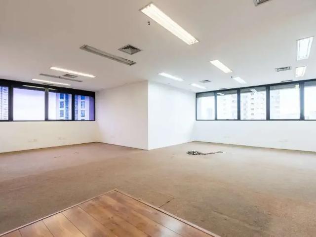 Conj. Comercial / Sala para Venda em São Paulo/SP Santo Amaro