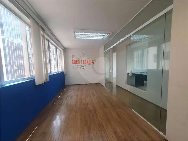 Conj. Comercial / Sala para Venda em São Paulo/SP Paraíso