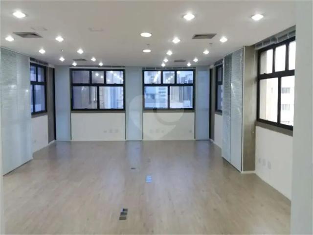 Conj. Comercial / Sala para Venda em São Paulo/SP Paraíso