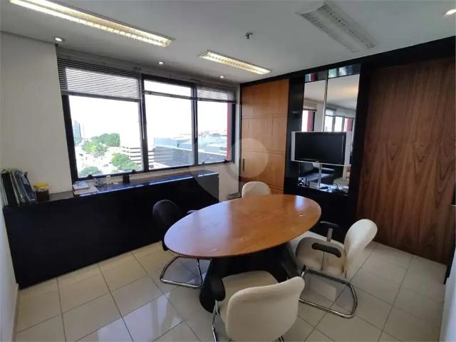 Conj. Comercial / Sala para Venda em São Paulo/SP Pinheiros