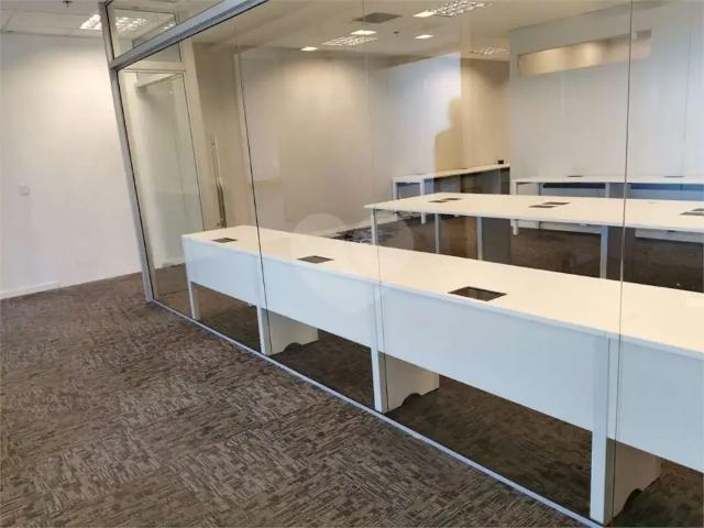 Conj. Comercial / Sala para Venda em São Paulo/SP Pinheiros