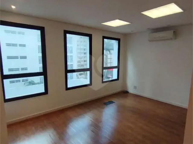 Conj. Comercial / Sala para Venda em São Paulo/SP Pinheiros