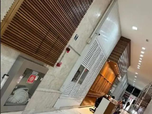 Conj. Comercial / Sala para Venda em São Paulo/SP República