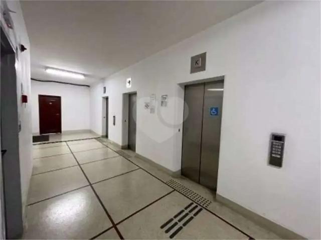 Conj. Comercial / Sala para Venda em São Paulo/SP República