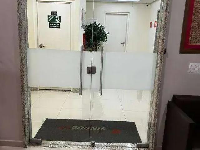 Conj. Comercial / Sala para Venda em São Paulo/SP República