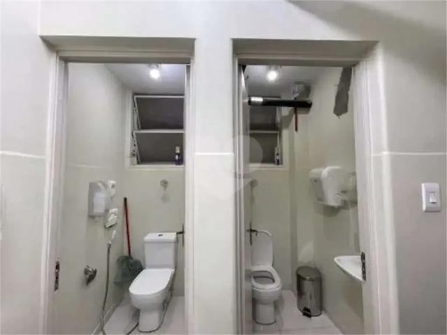 Conj. Comercial / Sala para Venda em São Paulo/SP República