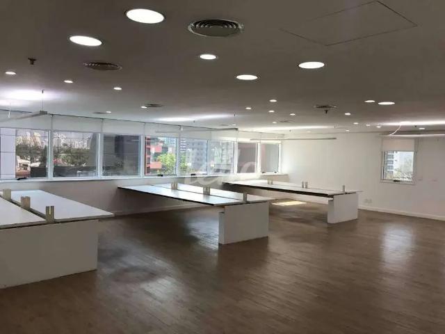 Conj. Comercial / Sala para Venda em São Paulo/SP Vila Olímpia
