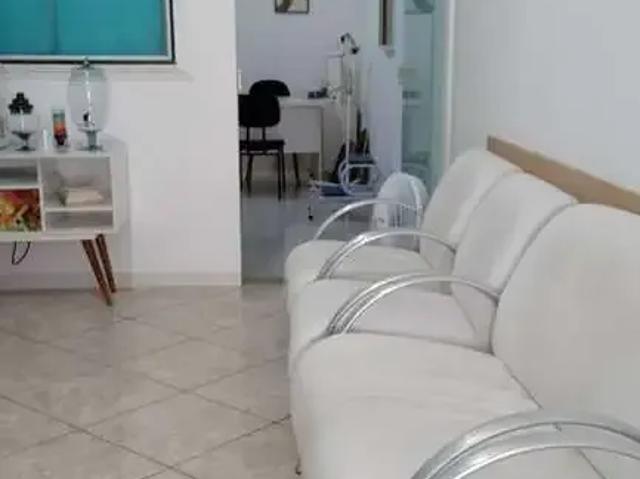 Conj. Comercial / Sala para Venda em São Pedro da Aldeia/RJ Estação