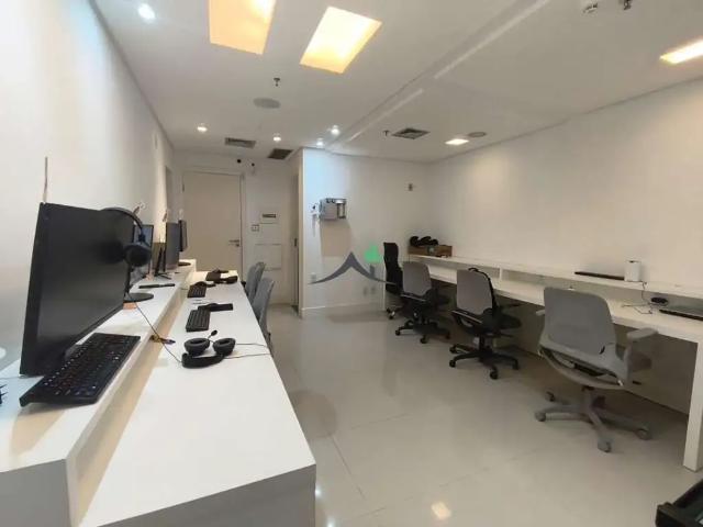 Conj. Comercial / Sala para Venda em Salvador/BA Caminho das Árvores