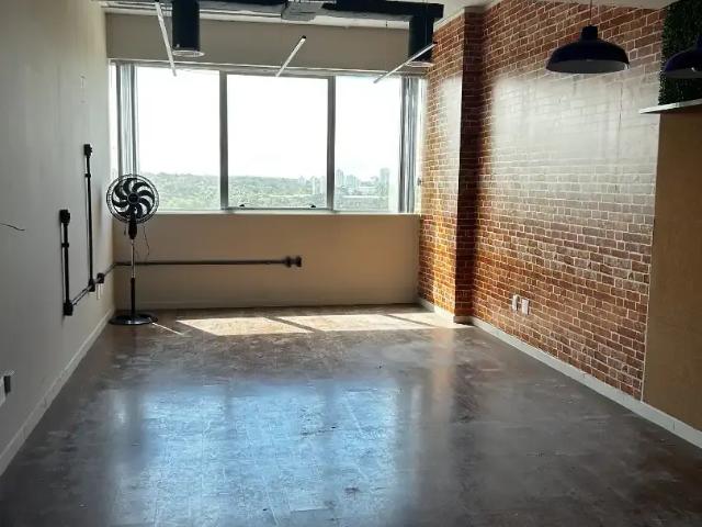 Conj. Comercial / Sala para Venda em Salvador/BA Caminho das Árvores