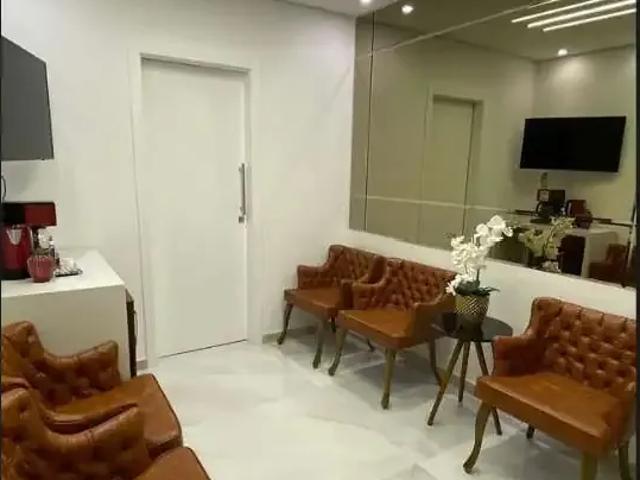 Conj. Comercial / Sala para Venda em Salvador/BA Paralela