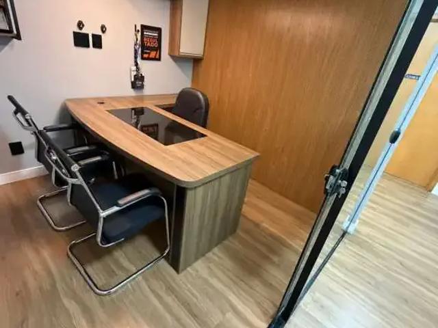 Conj. Comercial / Sala para Venda em Salvador/BA Paralela