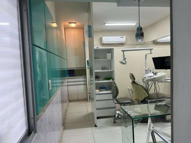 Conj. Comercial / Sala para Venda em Salvador/BA Pituba