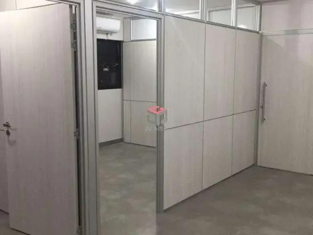 Conj. Comercial / Sala para Venda em Santo André/SP Centro
