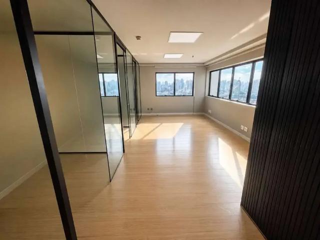 Conj. Comercial / Sala para Venda em Santo André/SP Centro