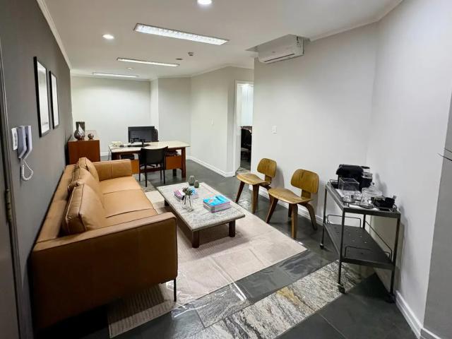 Conj. Comercial / Sala para Venda em Santos/SP Centro