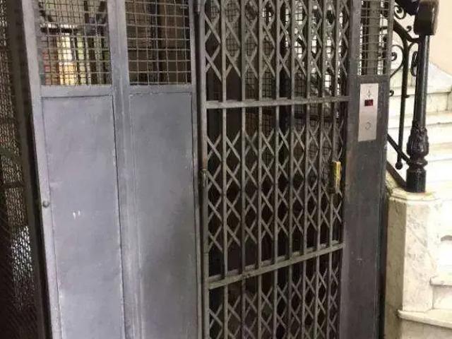 Conj. Comercial / Sala para Venda em Santos/SP Centro