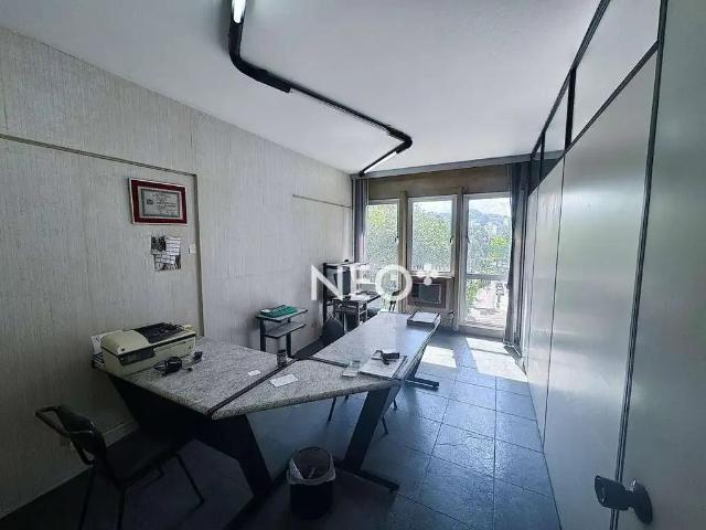 Conj. Comercial / Sala para Venda em Santos/SP Centro