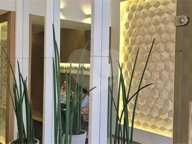 Conj. Comercial / Sala para Venda em Santos/SP Gonzaga