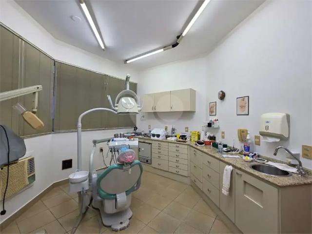 Conj. Comercial / Sala para Venda em Santos/SP Pompéia