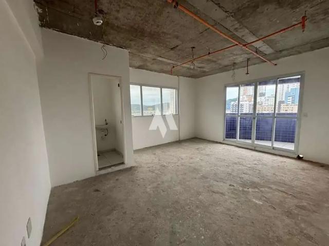 Conj. Comercial / Sala para Venda em Santos/SP Ponta da Praia