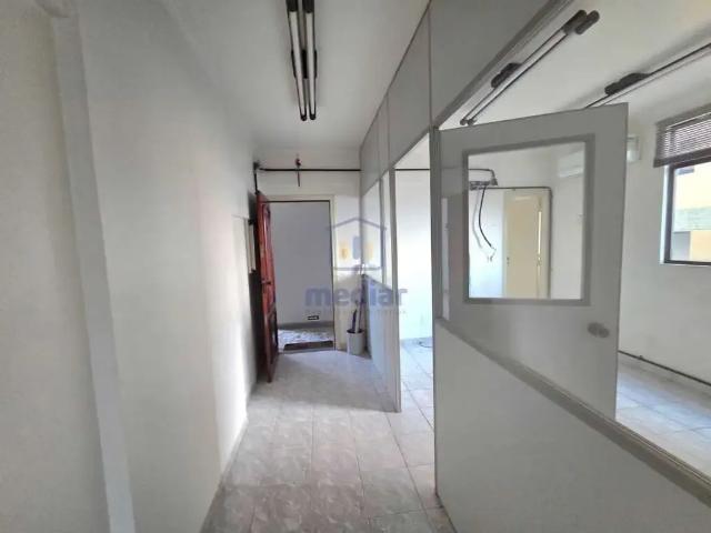 Conj. Comercial / Sala para Venda em Santos/SP Ponta da Praia
