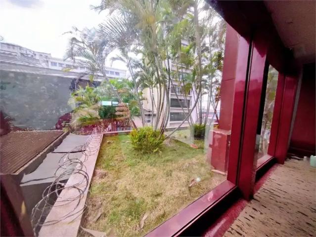 Conj. Comercial / Sala para Venda em Santos/SP Vila Nova