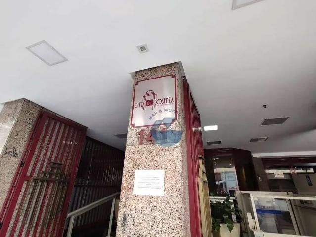 Conj. Comercial / Sala para Venda em Santos/SP Vila Nova
