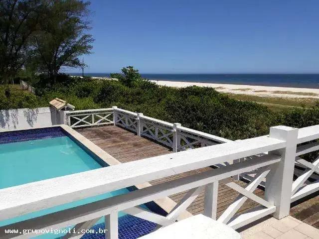 Conj. Comercial / Sala para Venda em Saquarema/RJ Itaúna 5 Quartos